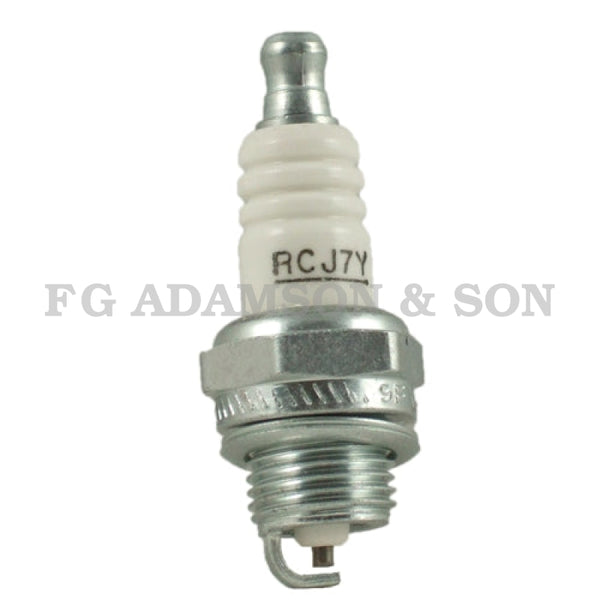 Champion Spark Plug - RCJ7Y | Ripon Family